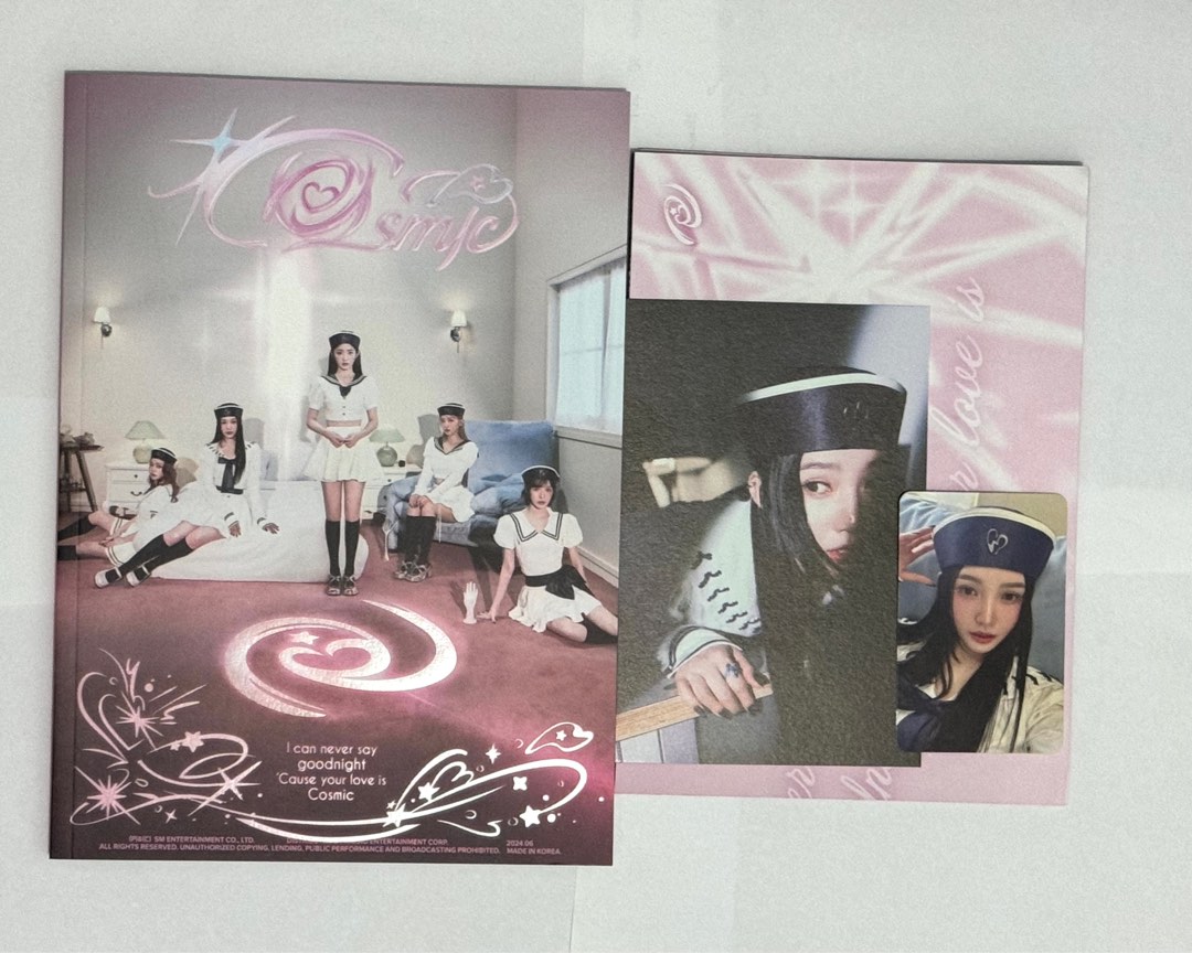 Red Velvet Cosmic Photobook Hotel Version - Joy set, 興趣及遊戲, 收藏品及紀念品, 韓流 ...