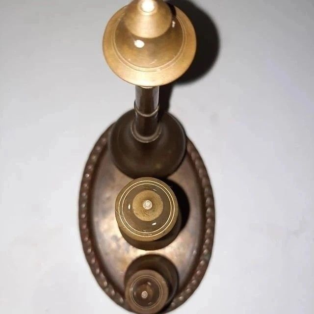 Set botol kuningan, Antik, Pajangan di Carousell