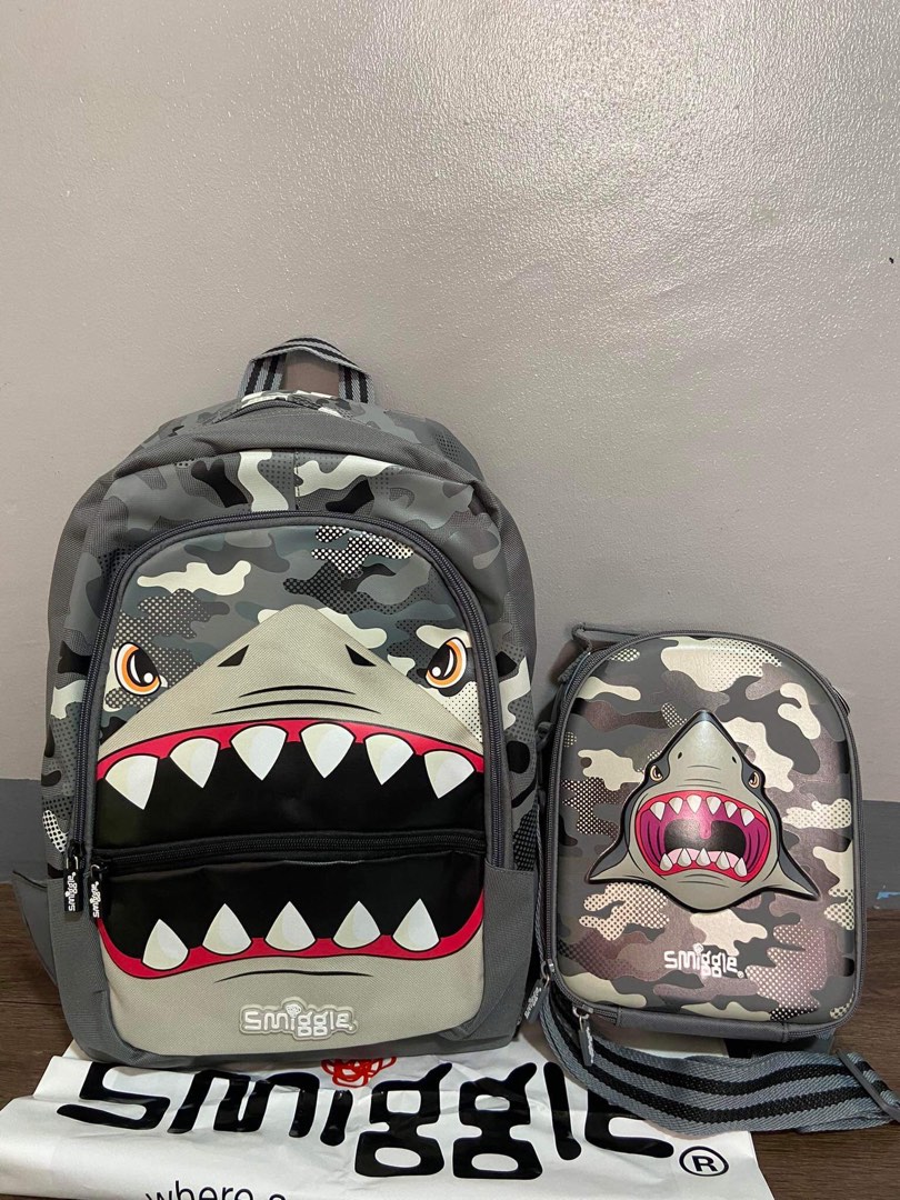 smiggle original backpack with lunchbag, Babies & Kids, Babies & Kids ...