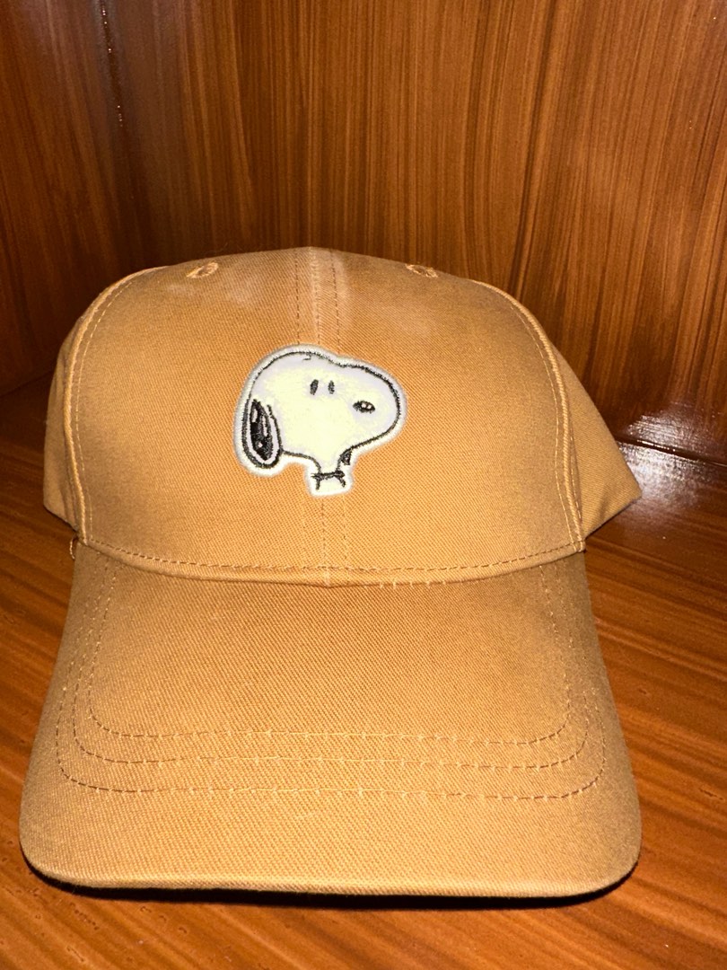 Snoopy Miniso Cap, Men's Fashion, Watches & Accessories, Caps & Hats on ...