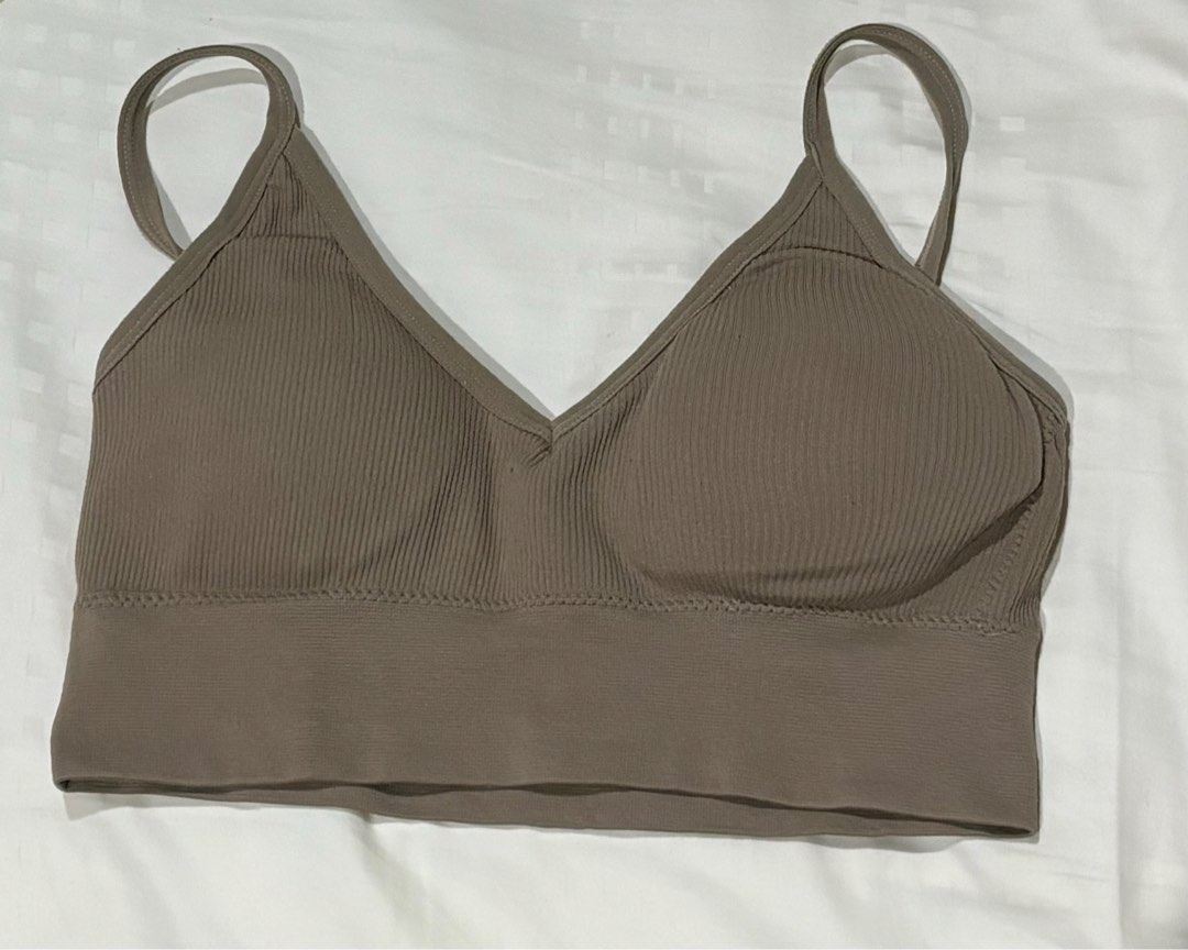 Sports training bra extra padding removable, Women's Fashion, New ...