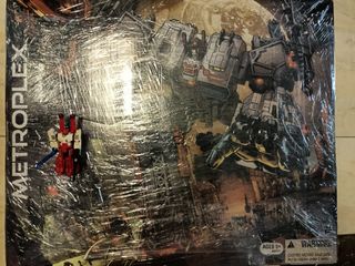 Transformers third party W-RESOURCES M-01 metroplex, Hobbies & Toys ...