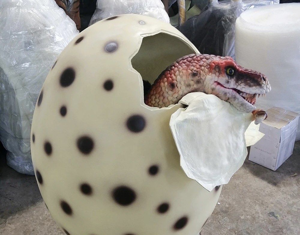 Animatronic Baby Dinosaur Egg Shell Baby T-Rex, Hobbies & Toys, Toys ...