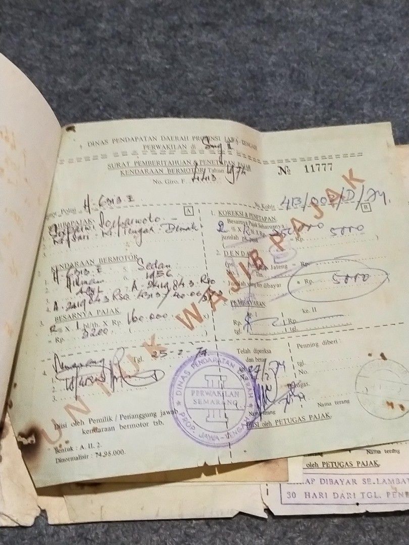 Buku Dokumen Pembayaran Pajak Mobil Sedan Antik Hillman thn 1956, Buku ...
