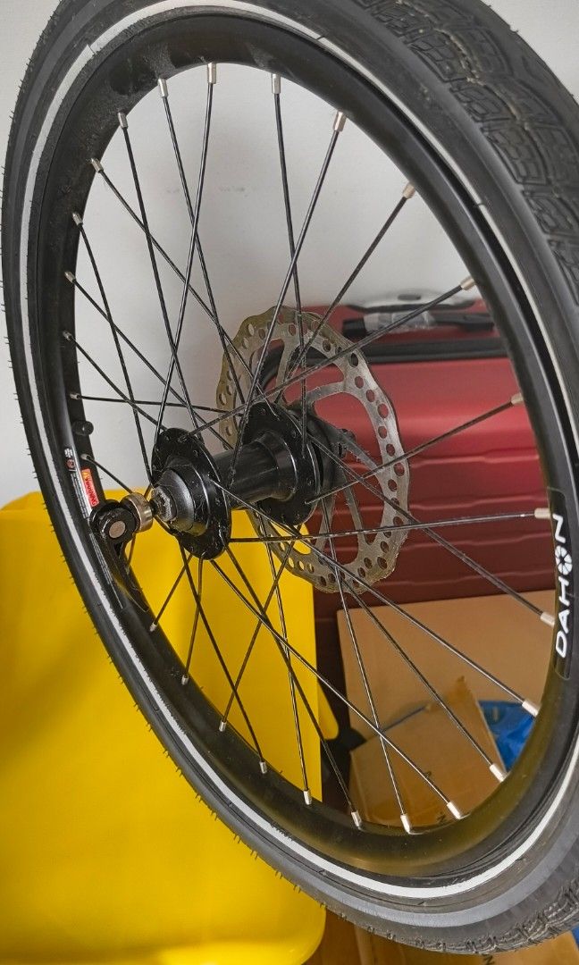 Dahon Stock 20 inch wheelset, Sports Equipment, Bicycles & Parts, Parts ...