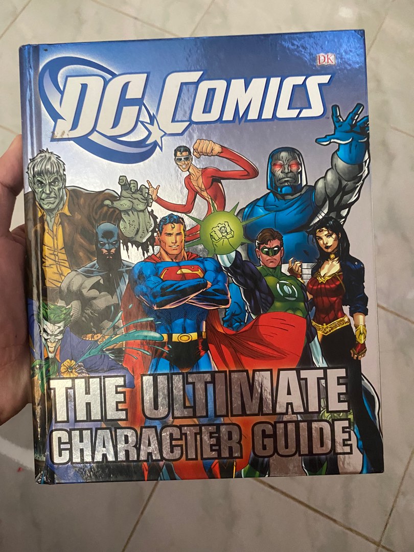 DC Comics The Ultimate Character Guide DC Universe Book, Hobbies & Toys ...