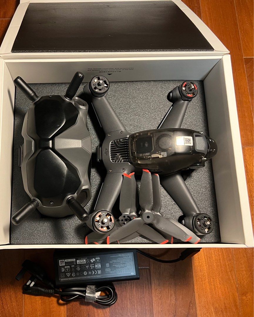 DJI FPV 3電 Motion Controller, 攝影器材, 航拍 - Carousell