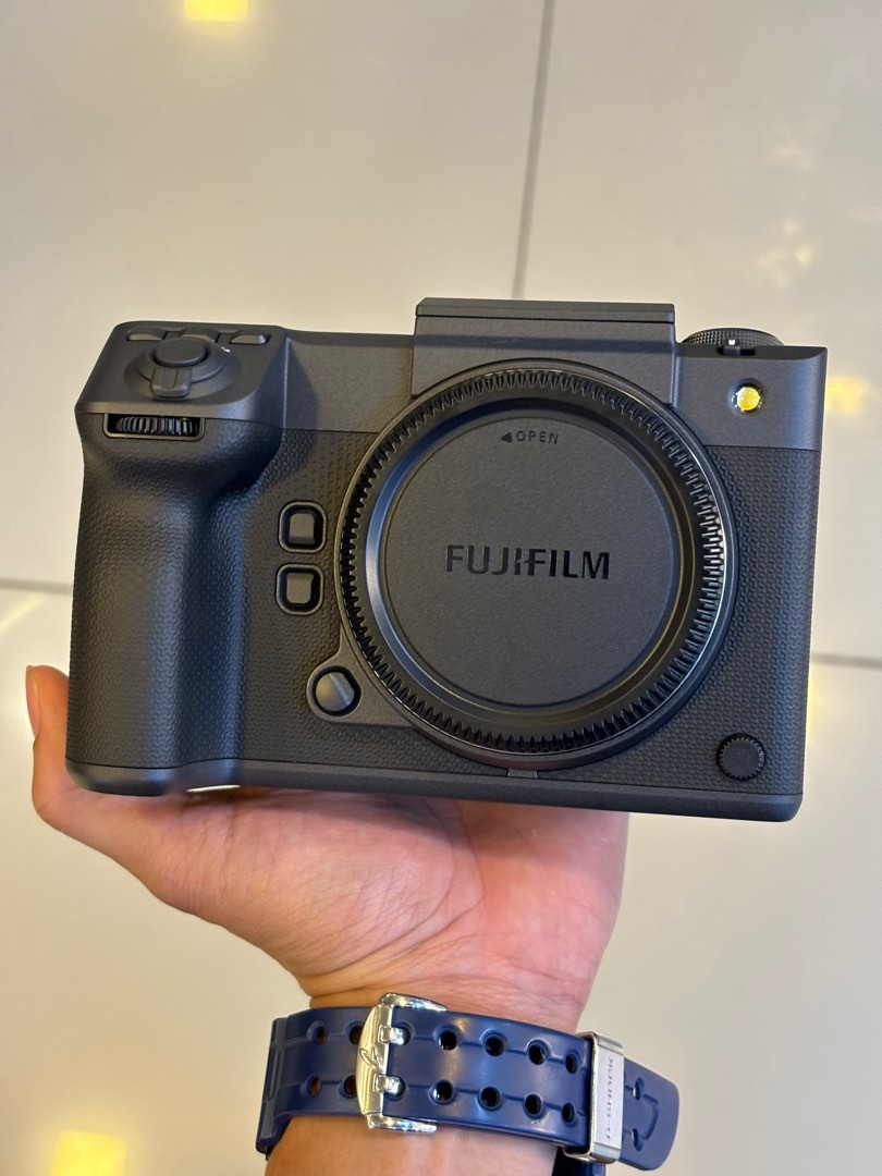 FUJIFILM GFX 100 II BODY, Photography, Cameras on Carousell