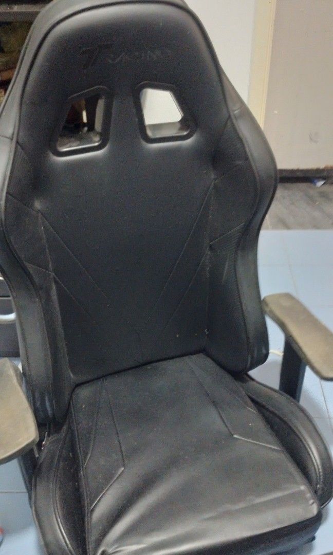 Gaming chair tracing without leg, Furniture & Home Living, Furniture ...