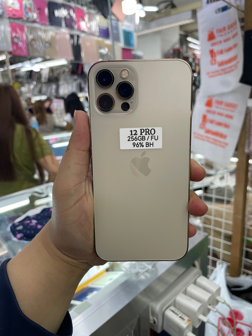 IPHONE 12 PRO 256GB FACTORY UNLOCKED 96% BATTHEALTH NO ISSUE, Mobile Phones & Gadgets, Mobile ...