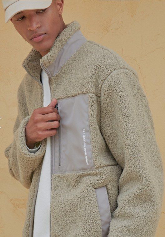 Jaket flece sherpa weird masterpiece lab, Fesyen Pria, Pakaian , Baju ...