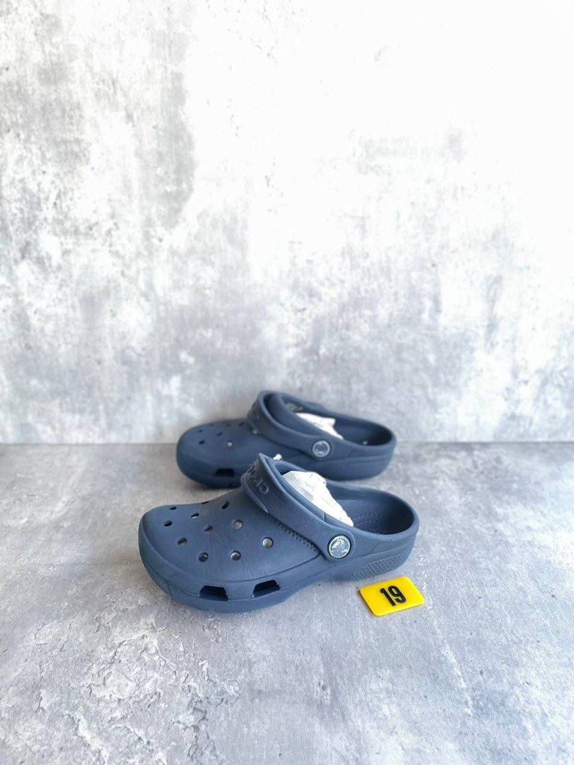 Kasut budak crocs 19cm, Babies & Kids, Babies & Kids Fashion on Carousell