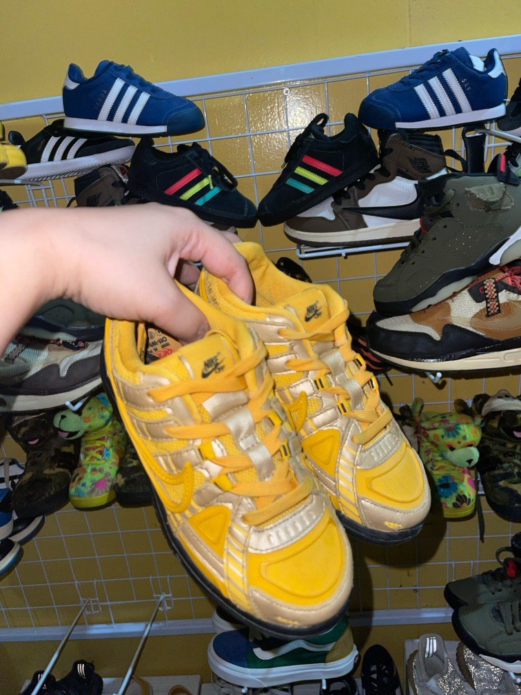 Nike Sb rubber dunk yellow, Babies & Kids, Babies & Kids Fashion on ...