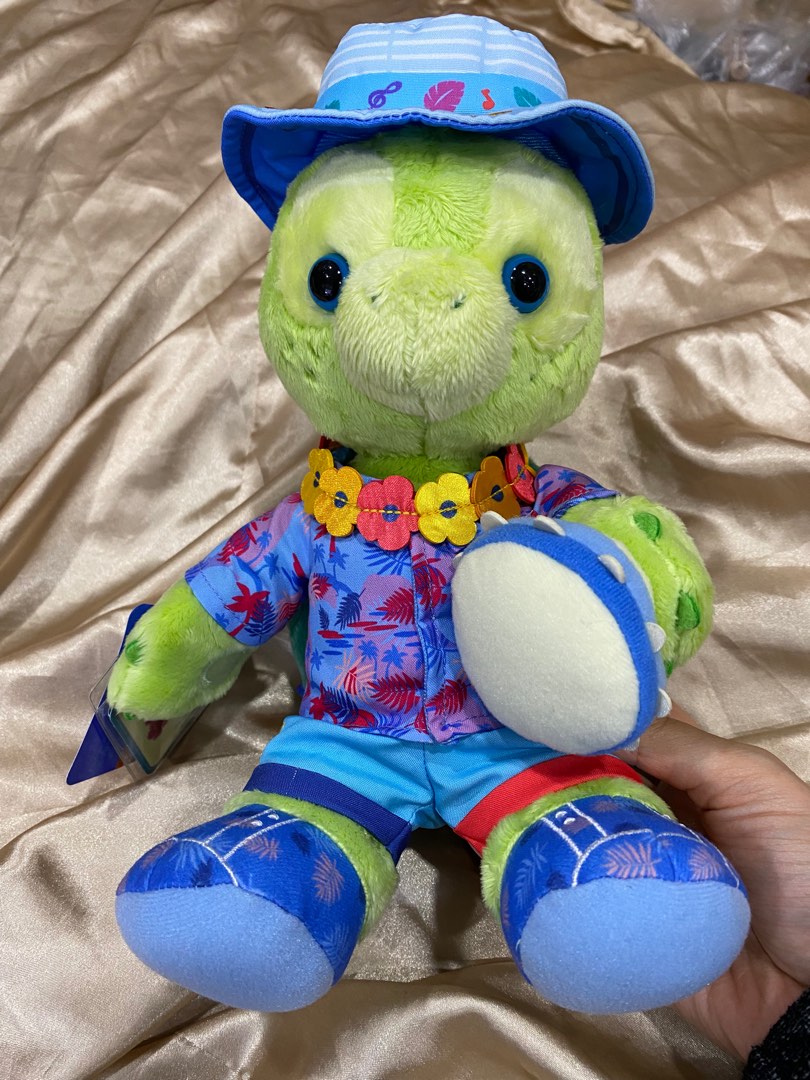 香港迪士尼Olu夏日系列 Disney olu Mel, 興趣及遊戲, 玩具 & 遊戲類 - Carousell