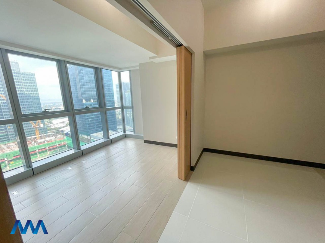 ONE BEDROOM CONDO UNIT FOR RENT IN BGC - UPTOWN PARKSUITES TOWER 1 ...