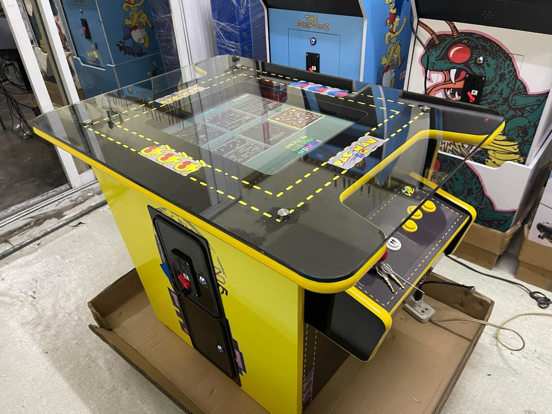 PACMAN TABLE ARCADE MACHINE, Sports Equipment, Other Sports Equipment ...