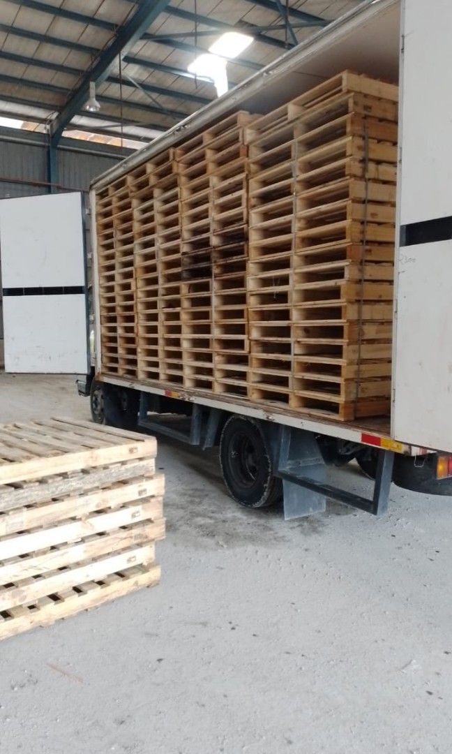 Pallet Wood 110cm x 110xm x 10cm, Furniture & Home Living, Outdoor ...