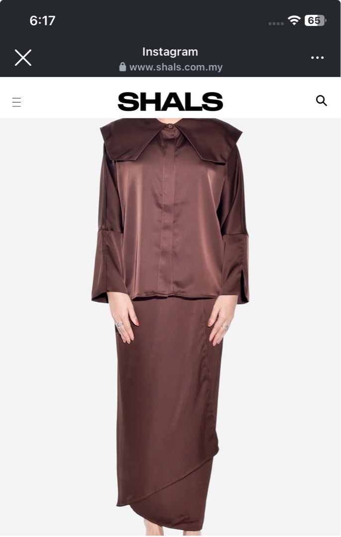Shals top Naomi, Women's Fashion, Muslimah Fashion, Tops on Carousell