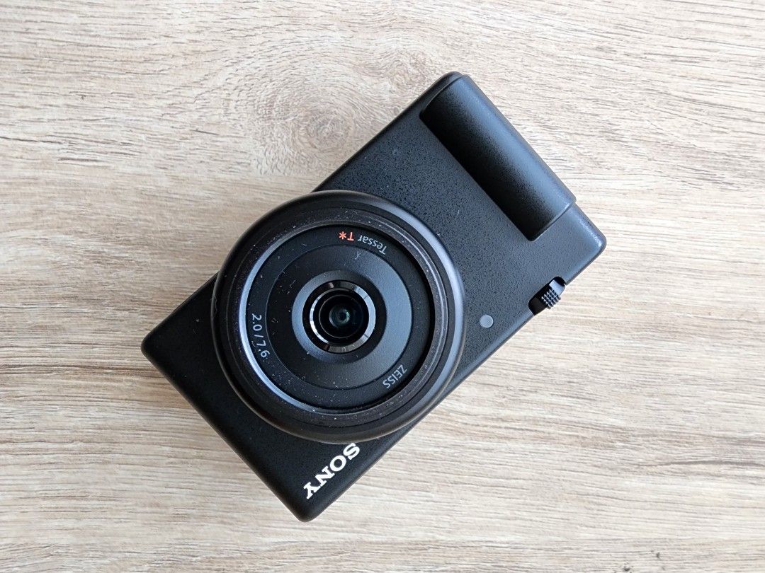 Sony ZV-1F / ZV1F vlogging compact camera in black / digicam ...