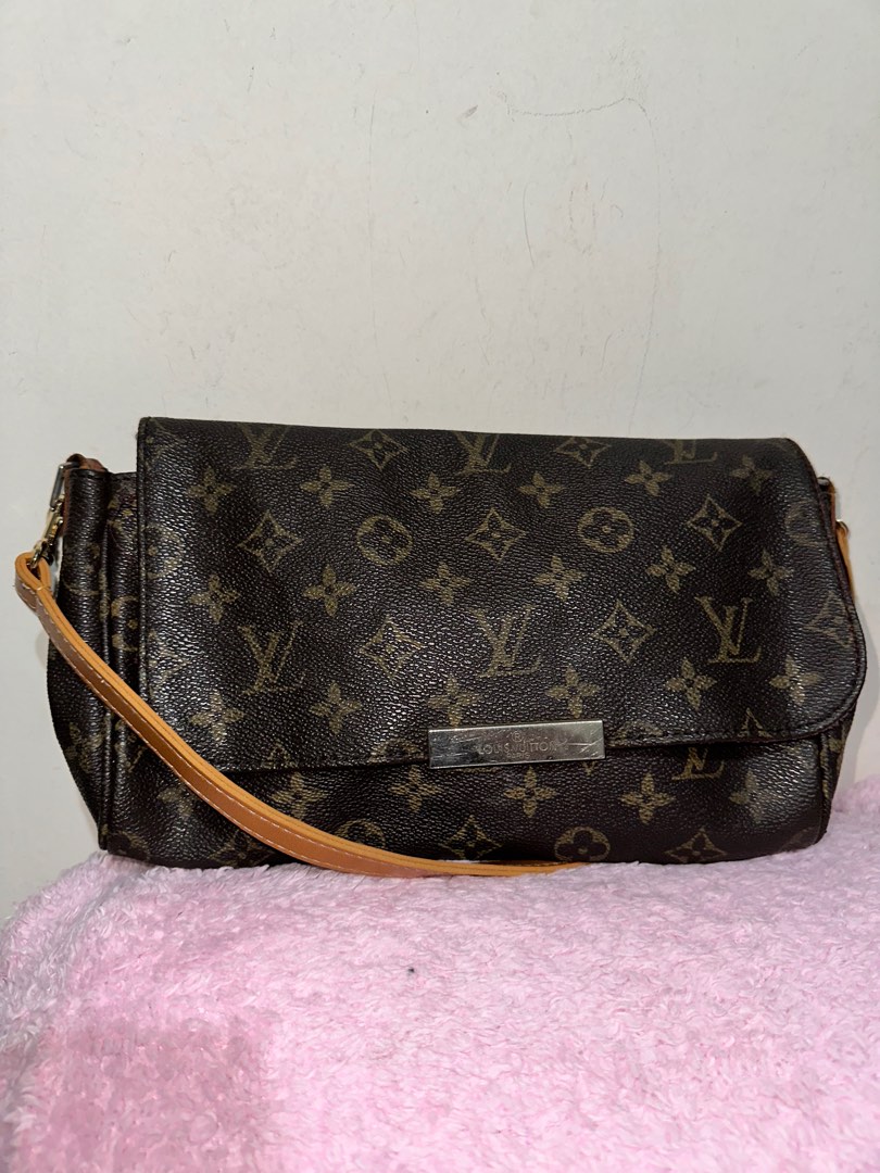 Tas LV second, Fesyen Wanita, Tas & Dompet di Carousell