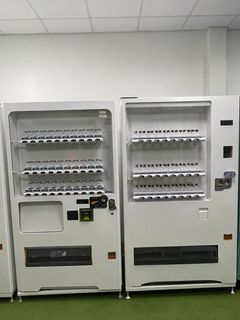 Crane National Vending Machine - Model 181, Everything Else on Carousell