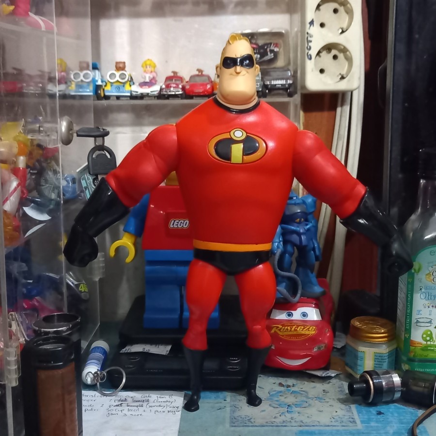 Disney Pixar The Incredibles Mr. Incredible Figure Artikulasi 29 Cm, Toys & Collectibles, Mainan ...