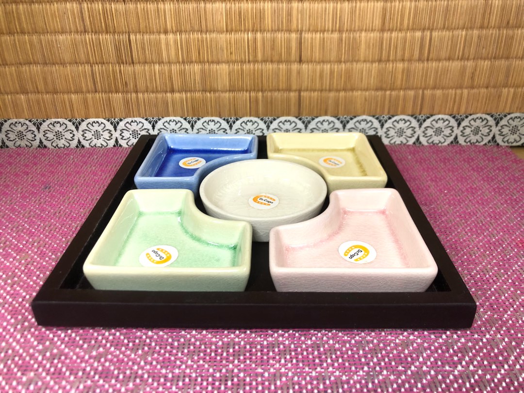 Japanese Dr. Copa 5-color small porcelain good luck plate set with ...