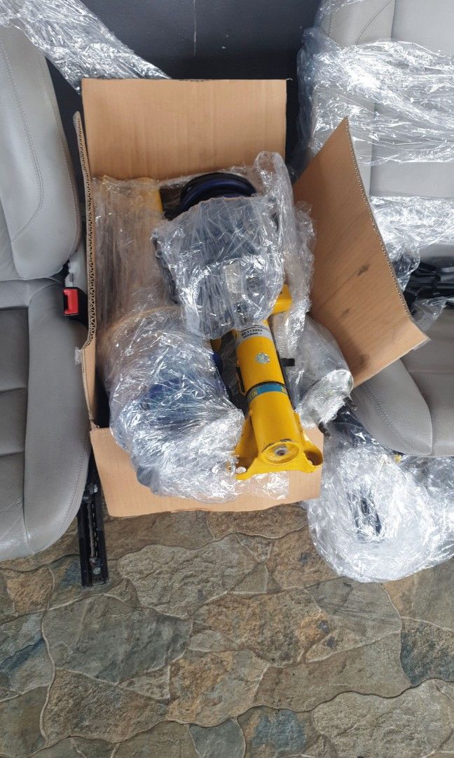 Mercedes-benz W204 W207 Bilstein B8 absorber suspension C class C ...