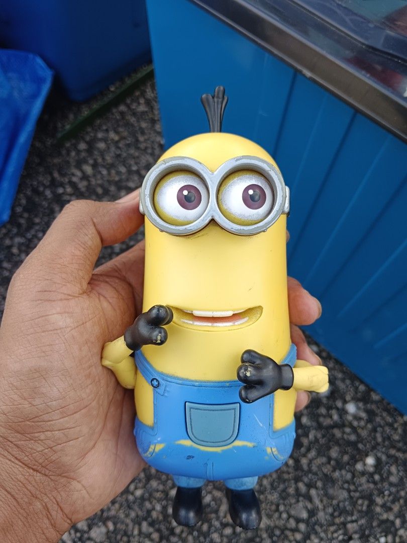 Minions thinkway, Hobbies & Toys, Toys & Games on Carousell