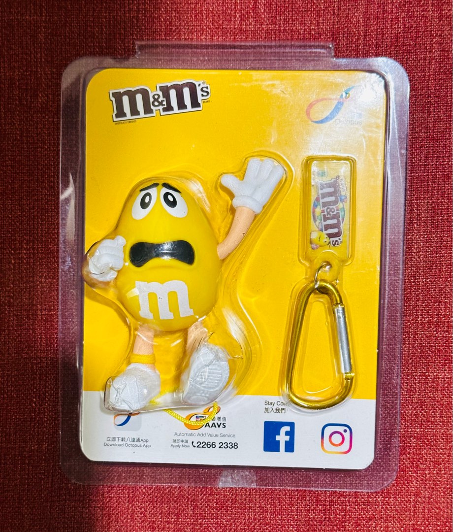 M&M 成人 阿黃 八達通 配飾 MTR 港鐵 Octopus, 門票＆禮券, 本地景點門票及交通 - Carousell
