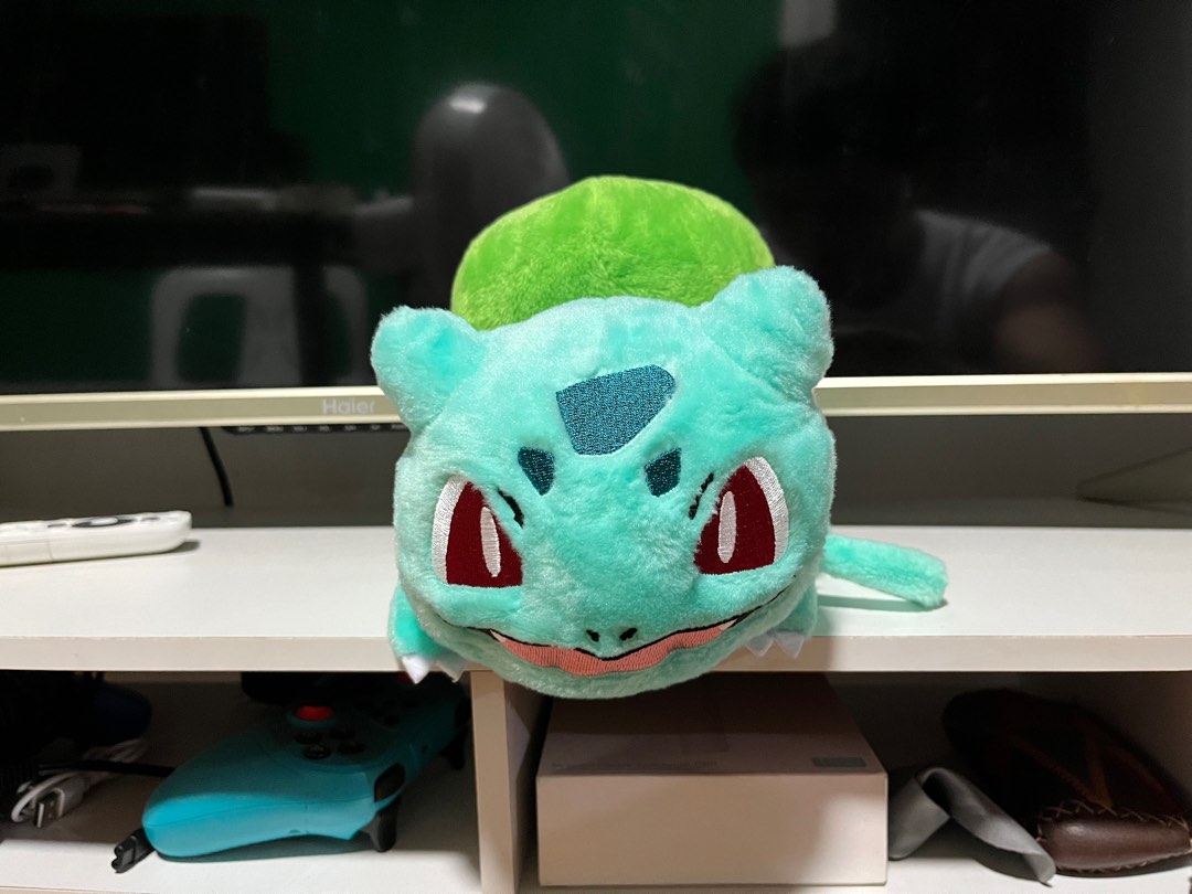 Pokemon Bulbasaur with Pouch, Hobbies & Toys, Toys & Games on Carousell