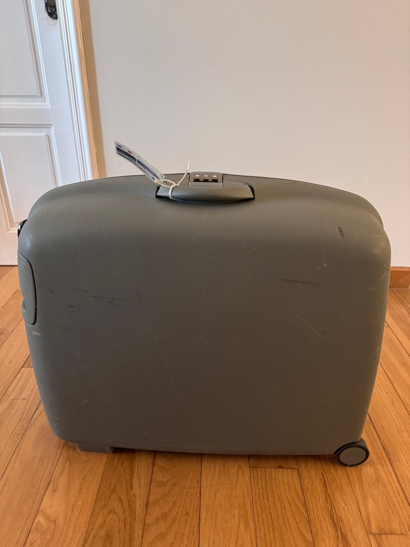 Samsonite Grey Luggage, Hobbies & Toys, Travel, Luggages on Carousell