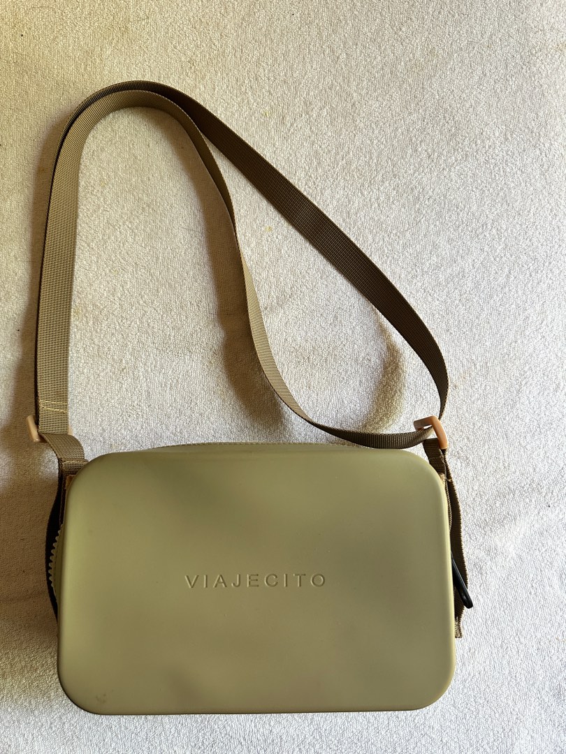 Viajecito Splash Kit in Fog, Women's Fashion, Bags & Wallets, Shoulder ...