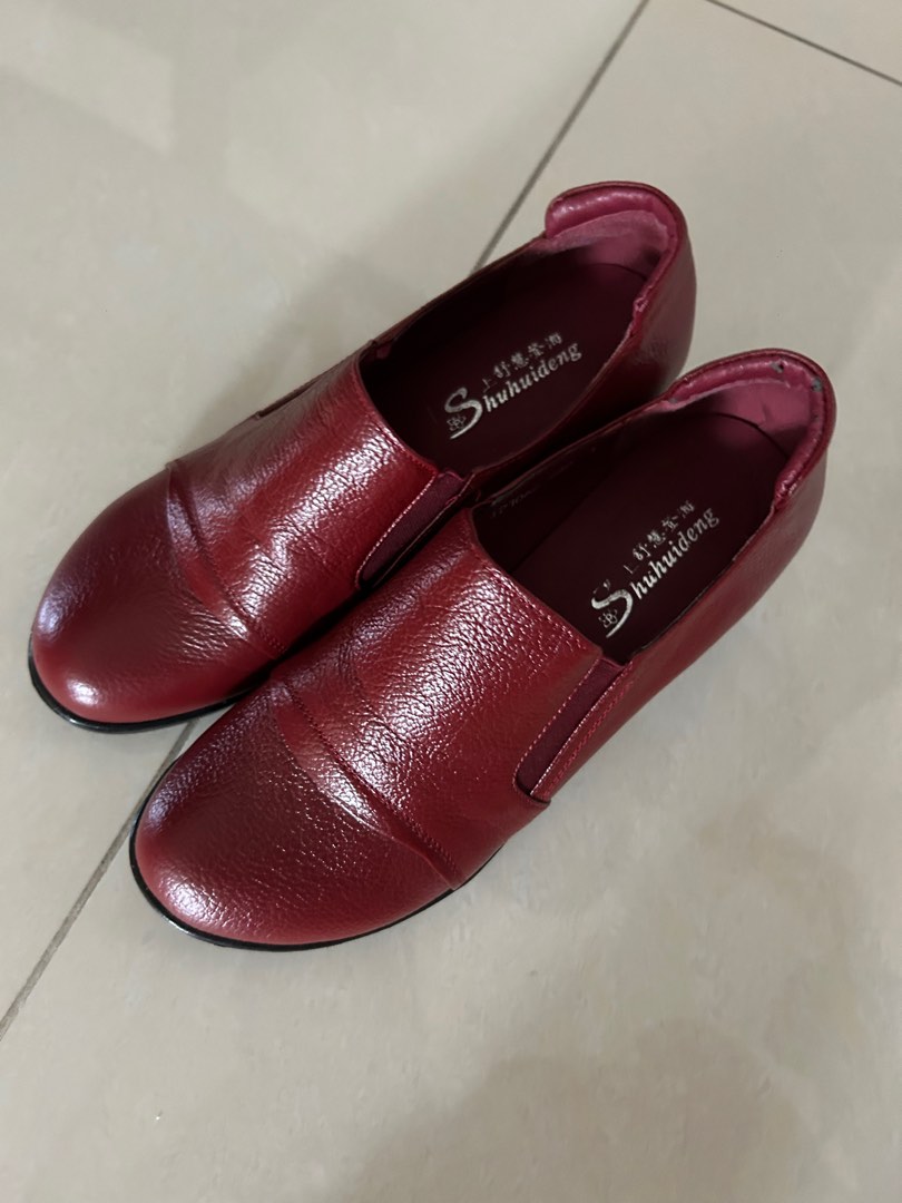 Women’s Burgundy Shoe, Men's Fashion, Footwear, Dress shoes on Carousell