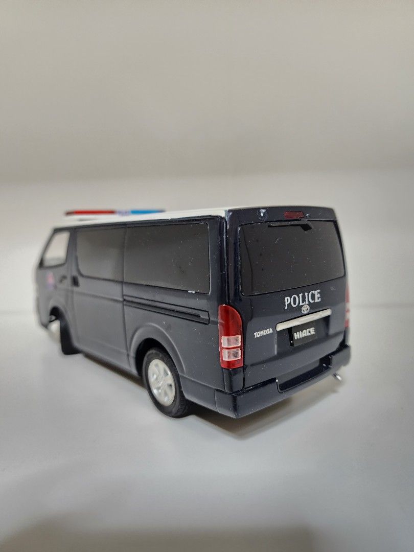 1/24 Toyota Hiace Police Van, Hobbies & Toys, Toys & Games on Carousell