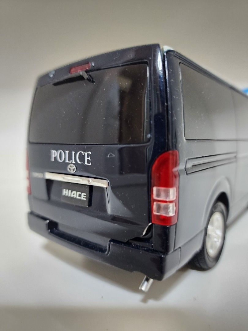 1/24 Toyota Hiace Police Van, Hobbies & Toys, Toys & Games on Carousell