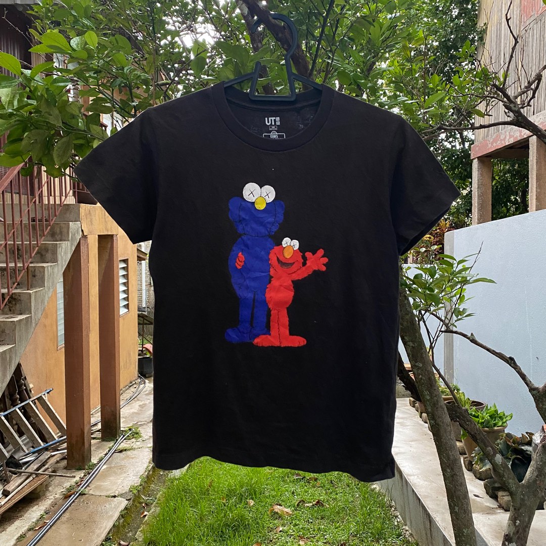 2000s UNIQLO UT x Kaws x Sesame Street Emlo & Grover Graphic T Shirt ...