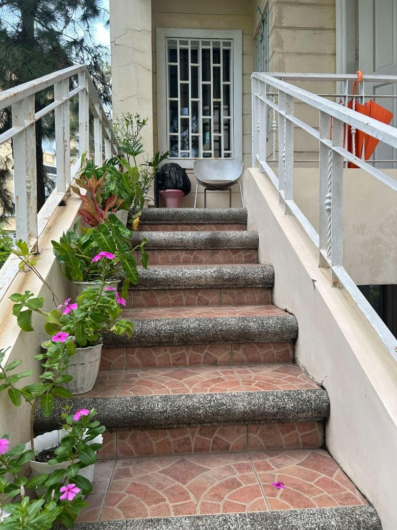 2 Storey Foreclosed House & Lot with attic in La Posada Village, Sucat ...