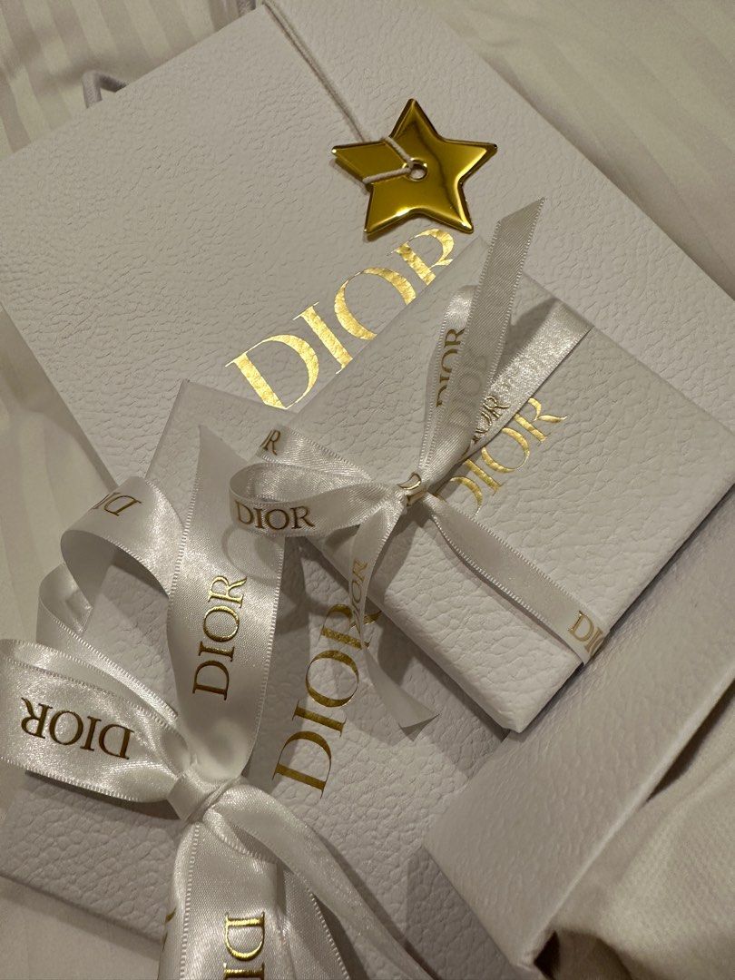 日本6月尾購Dior Petit CD baroque stud earrings 耳環pink 日本6月尾購Dior Petit CD baroque stud earrings 耳環pink