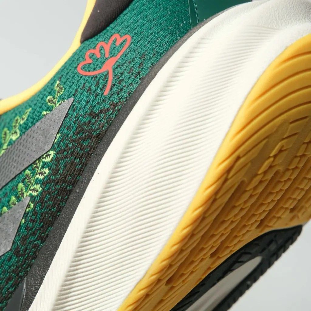 Adidas Supernova Stride Earth Day, Fesyen Pria, Sepatu , Sneakers di ...