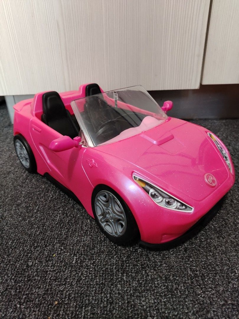 Barbie Convertible, Hobbies & Toys, Toys & Games on Carousell