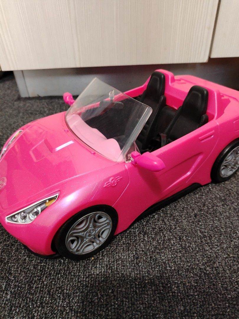 Barbie Convertible, Hobbies & Toys, Toys & Games on Carousell