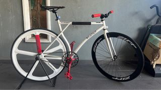 Basikal Fixie, Sports Equipment, Bicycles & Parts, Bicycles on Carousell