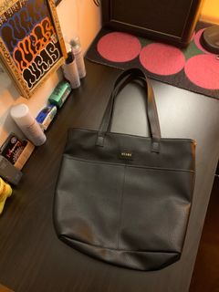 Rootote Small Totebag, Women's Fashion, Bags & Wallets, Tote Bags on ...