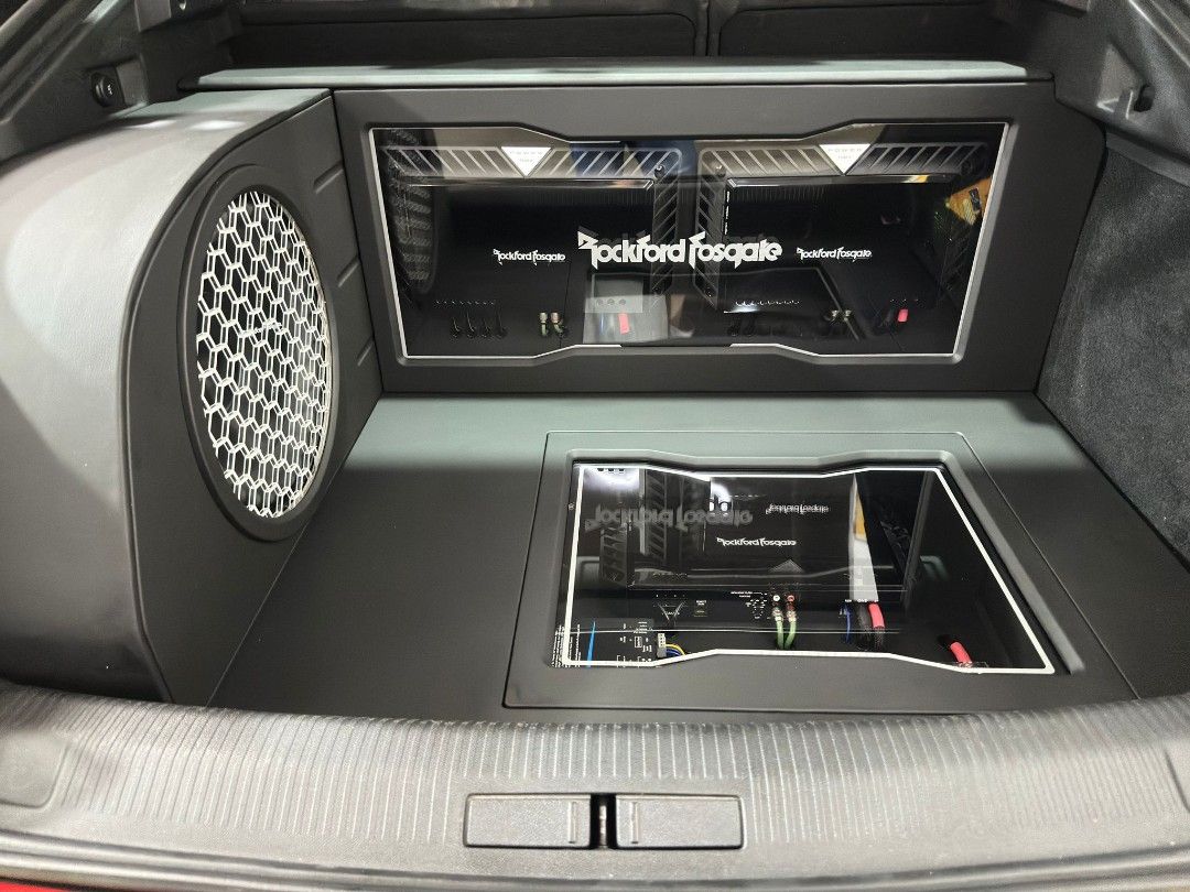 Customised display dsp amp sound system woodworks, Car Accessories ...