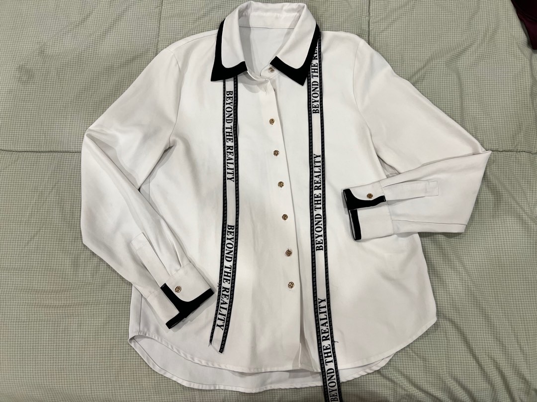 Eichitoo white top, Women's Fashion, Tops, Longsleeves on Carousell