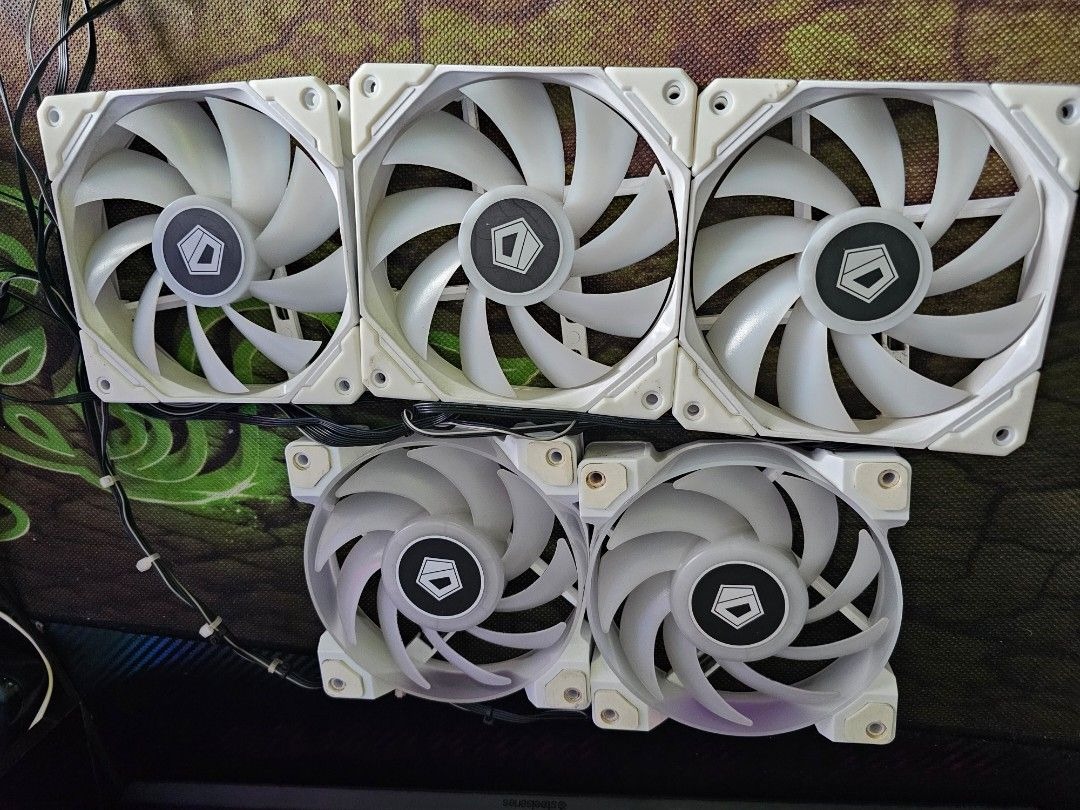 ID-COOLING XF-12025-RGB-SNOW and DF-12025-RGB-SNOW ID COOLING CASE FANS ...