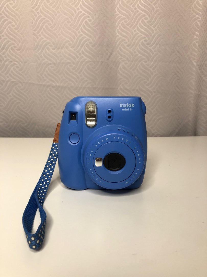 Instax mini 9 with shots left, Photography, Cameras on Carousell