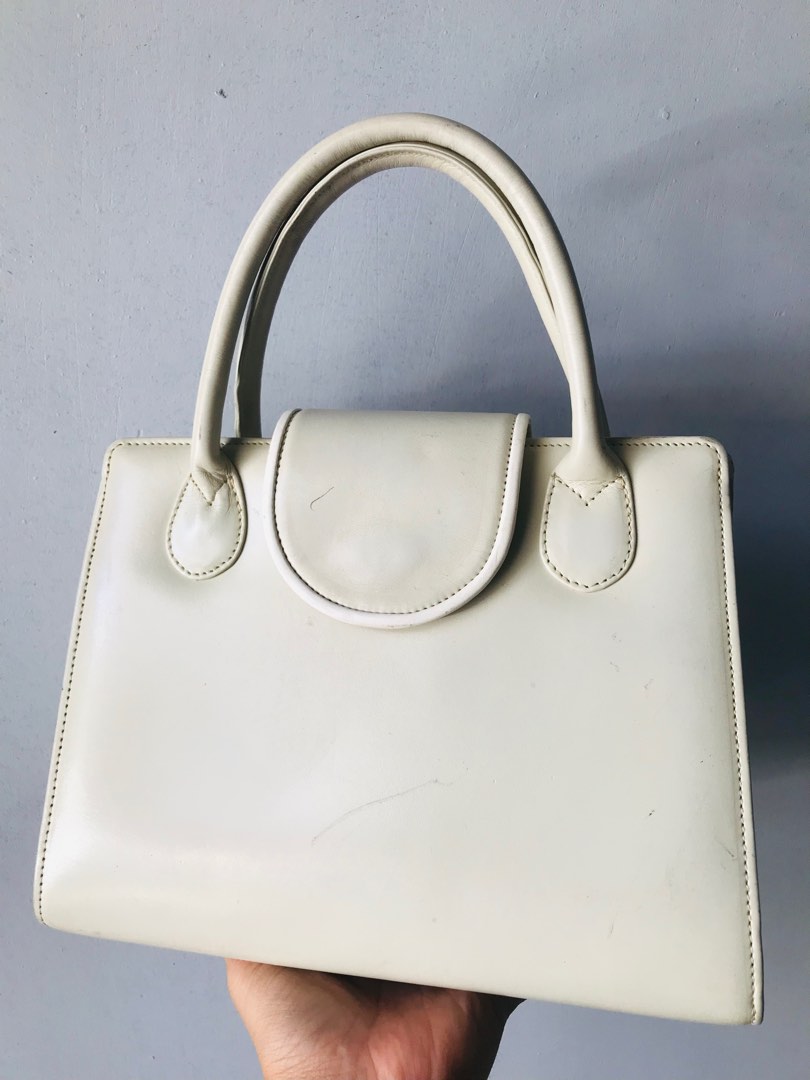 Japan Handbag with issue, Luxury, Bags & Wallets on Carousell
