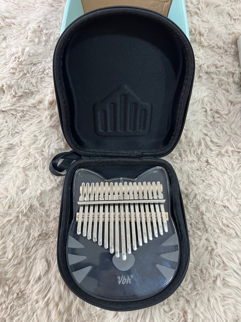Kalimba - 17 Key Crystal Acrylic (Cat type), Hobbies & Toys, Music ...